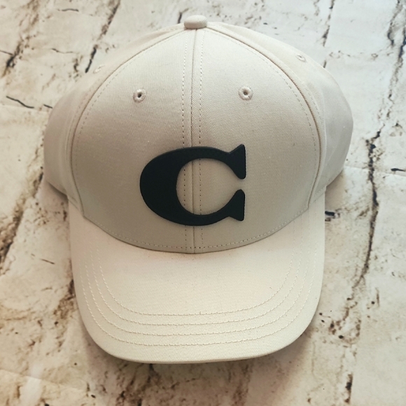 Coach | Accessories | Coach Mens Varsity Cap Nwt Ivory With Black ...
